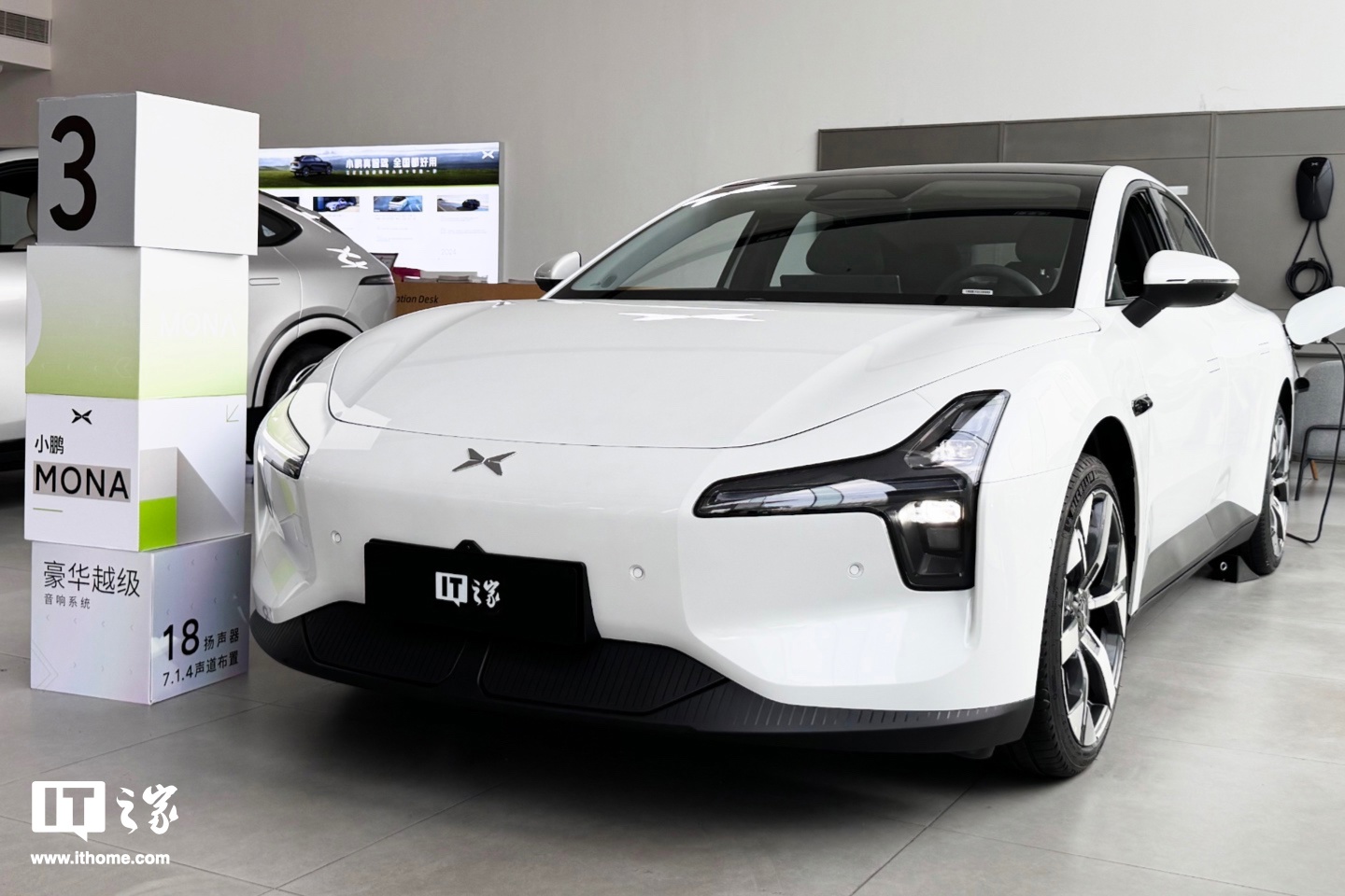 小鹏 MONA M03 发布上市：11.98~15.58 万元，面向年轻人的 15 万级 AI 汽车